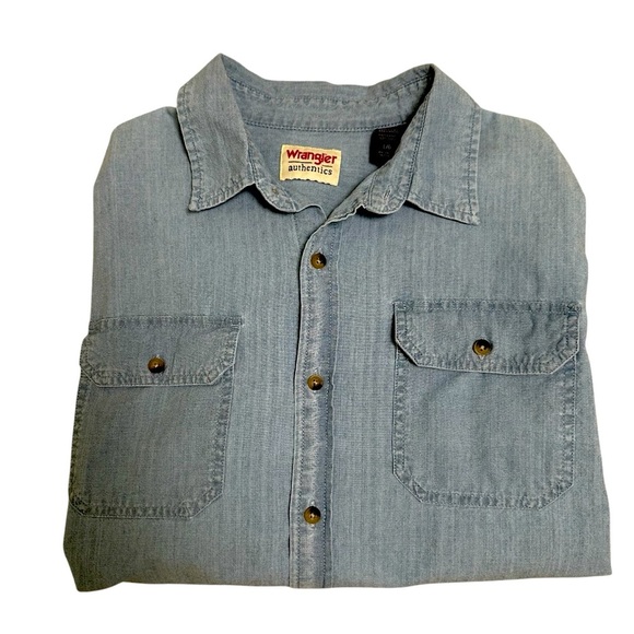 Wrangler | Shirts | Wrangler Authentics L Mens Light Denim Chambray ...